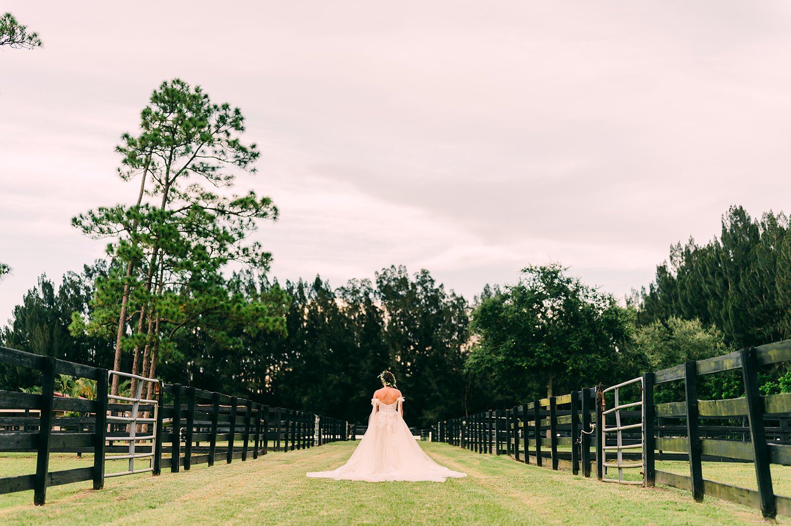 Ranch Wedding Venues Near Palm Beach - Lady Jean Ranch